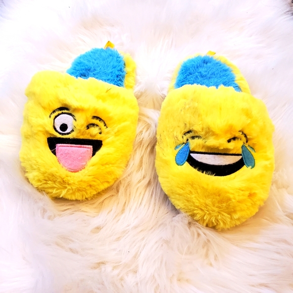 Shoes | Emoji Slippers | Poshmark